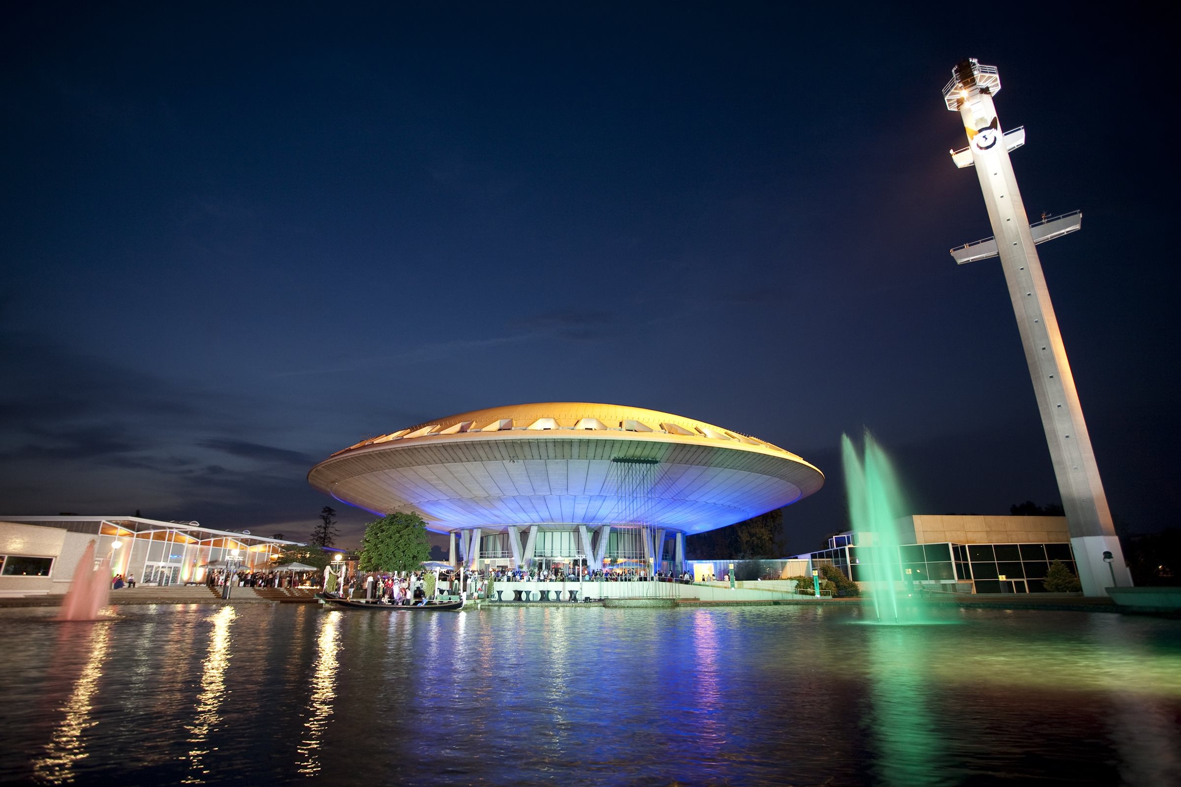 Evoluon Eindhoven Evoluon Eindhoven Icoon Van Design En Technologie
